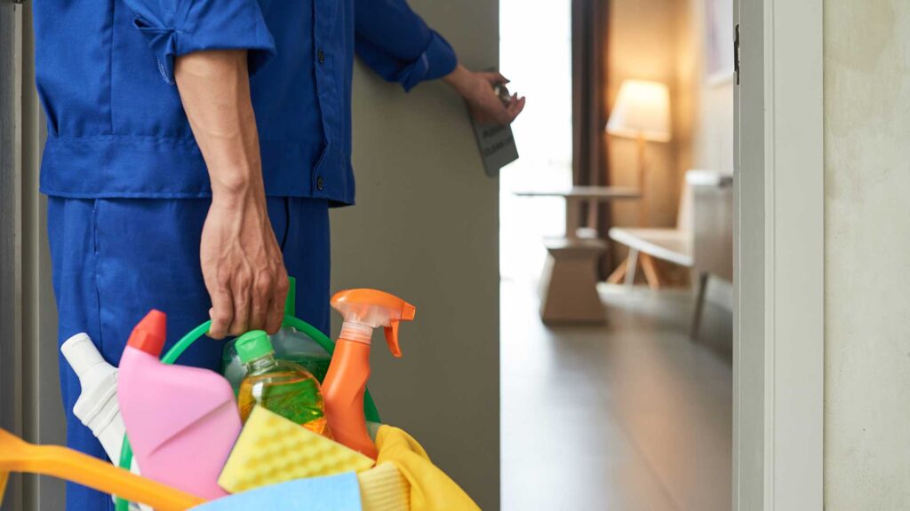 Total Services Plus – Servicio de Limpieza y Mantenimiento Integral